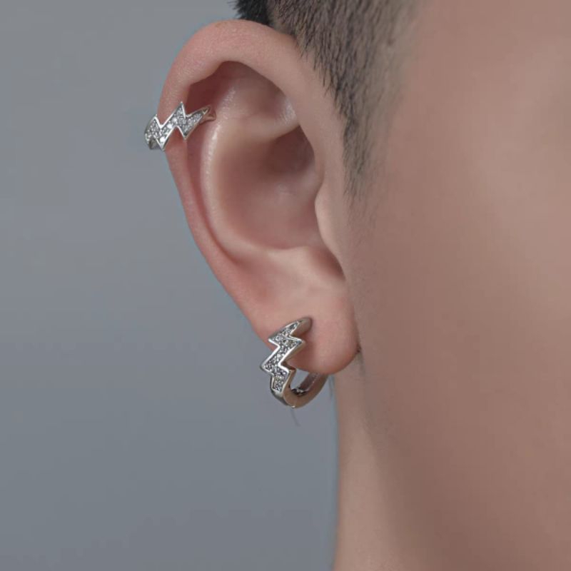 Jual SAKARIBA Anting Electric Thunderbolt | Shopee Indonesia