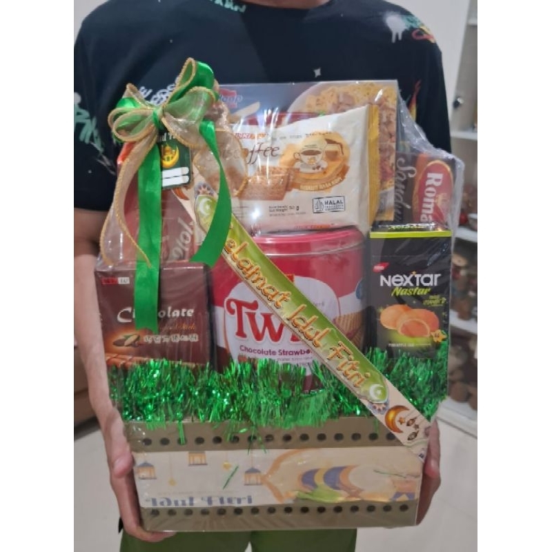Jual Parcel parsel hampers snack lebaran idul fitri | Shopee Indonesia