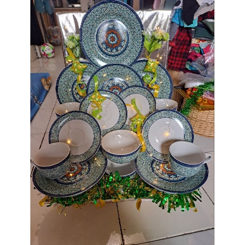 Jual [SPECIAL SALE] Parcel Piring Set Premium hari raya | [Foto sesuai ...