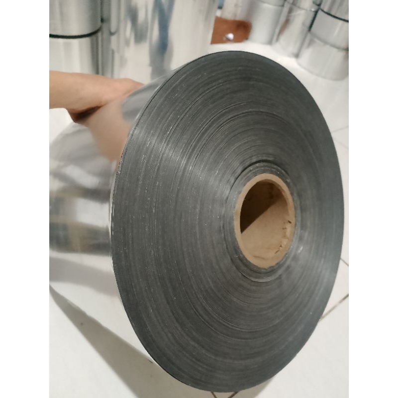 Jual PLASTIK METALiZE 1 ROLL 32CM X 1000 METER TEBAL 25-40 MICRON ...