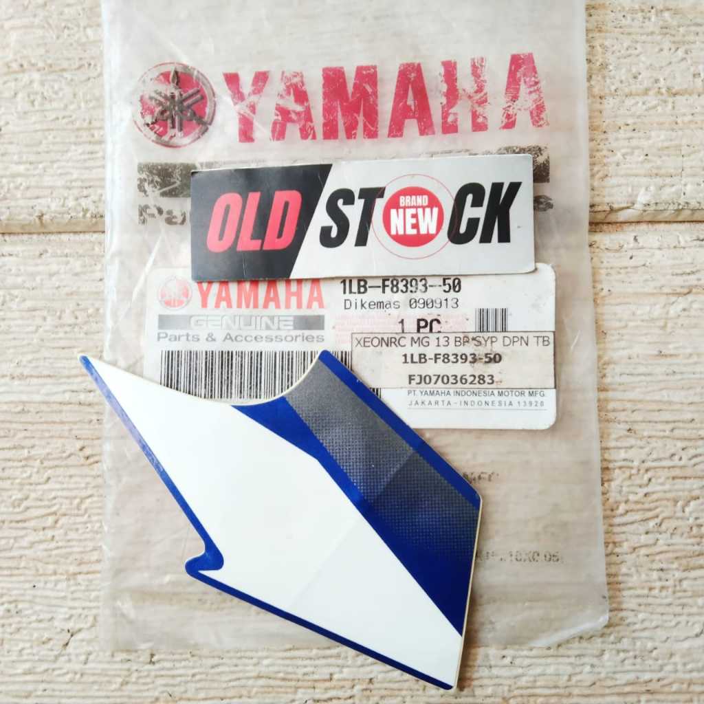Jual STICKER STRIPING GRAPHIC 3 YAMAHA XEON RC 2013 ASLI ORIGINAL 100% ...