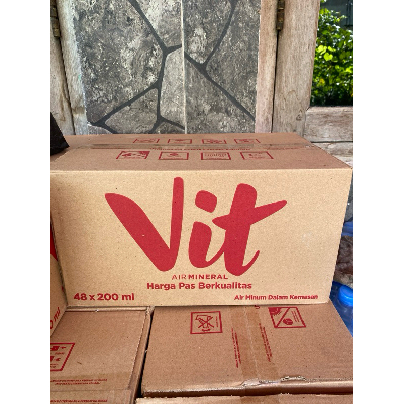 Jual VIT GELAS 200 ML 1 DUS ISI 48 | Shopee Indonesia
