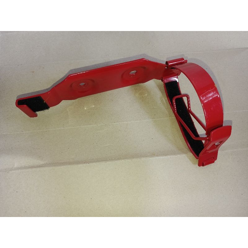 Jual BREKET APAR 1KG SEMUA MERK SERVVO PROTERA INNOVA FORTUNER | Shopee ...