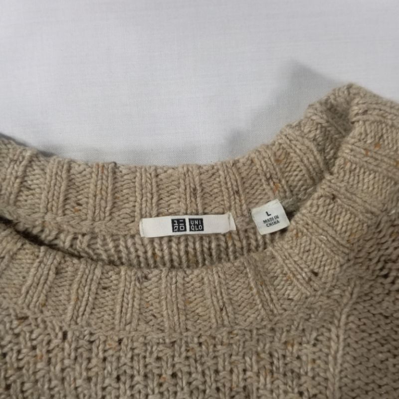 Jual sweater uniqlo (item by req) | Shopee Indonesia