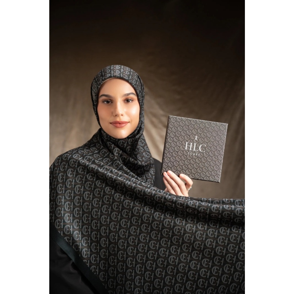Jual Heylocal Hlc Scarf | Hijab Segi Empat Printed Monogram Vinest Voal ...