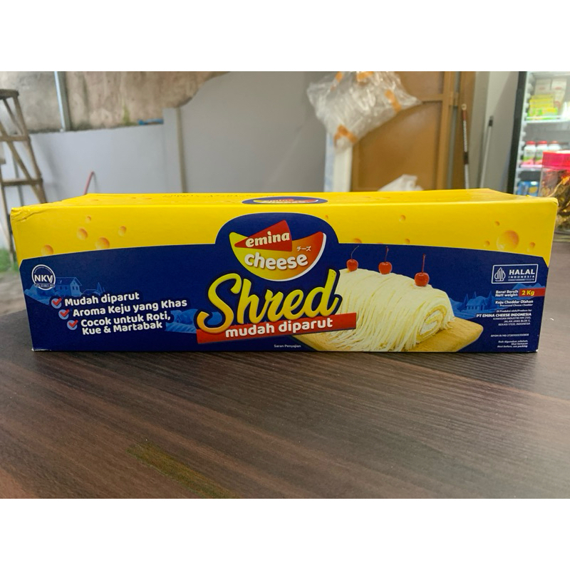 Jual Keju Emina Shred 2kg Mudah Diparut Kemasan Terbaru / Keju Mudah ...