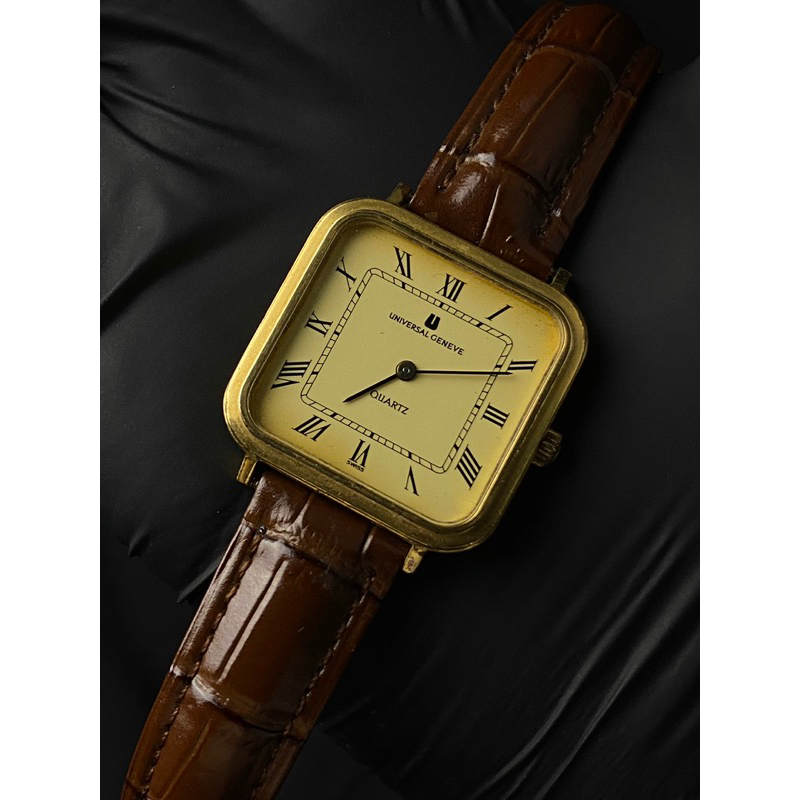 Jual Universal Geneve Tank Roman Dial Gold Plated Swiss Made | Shopee ...