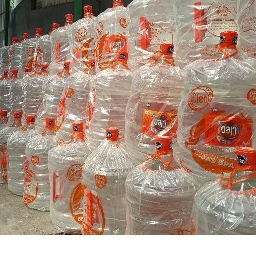 Jual CLEO GALON 19L (ISI+GALON) | Shopee Indonesia