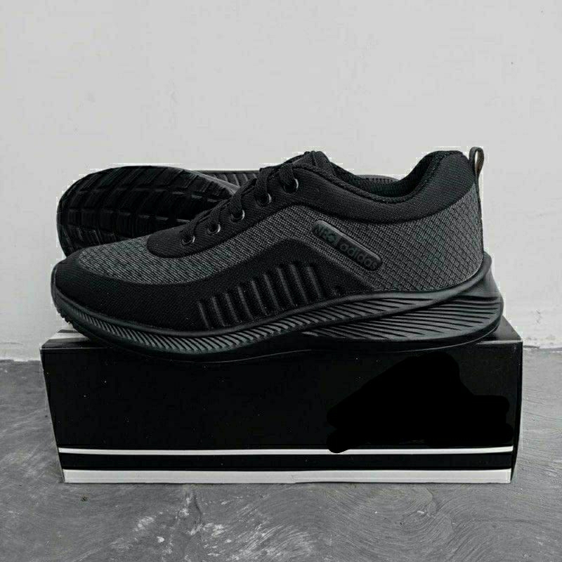 Jual sepatu hitam polos sepatu sekolah sepatu sekolah kekinian dan ...