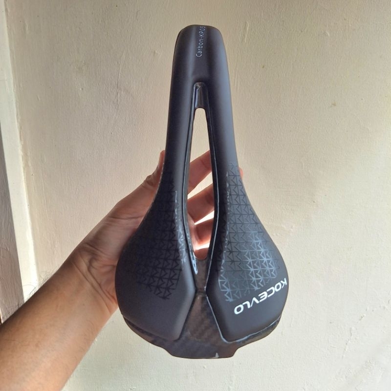 Jual kocevlo carbon saddle | Shopee Indonesia