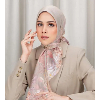 Jual Hijab BS Buttonscarves Hermosa Voile Square in Succulent Color ...