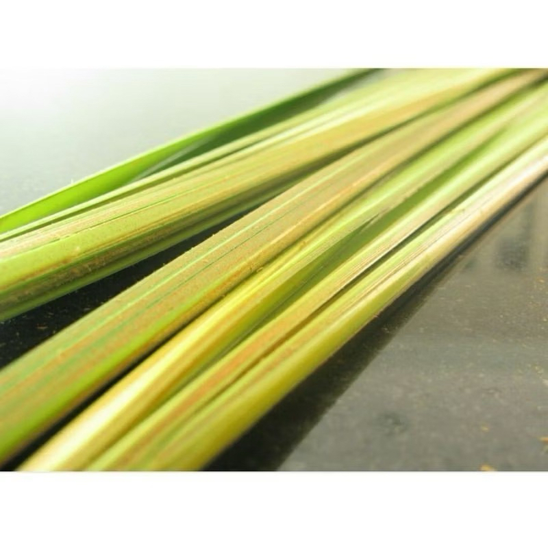 Jual Janur atau daun kelapa fresh ukuran sedang | Shopee Indonesia
