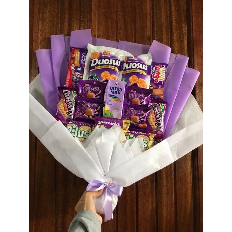 Jual READY STOCK (B14) Buket snack/snack bouquet/bucket snack [INCLUDE ...