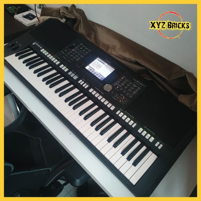 Jual YAMAHA PSR 950 - Keyboard jarang pakai kondisi seperti baru ...