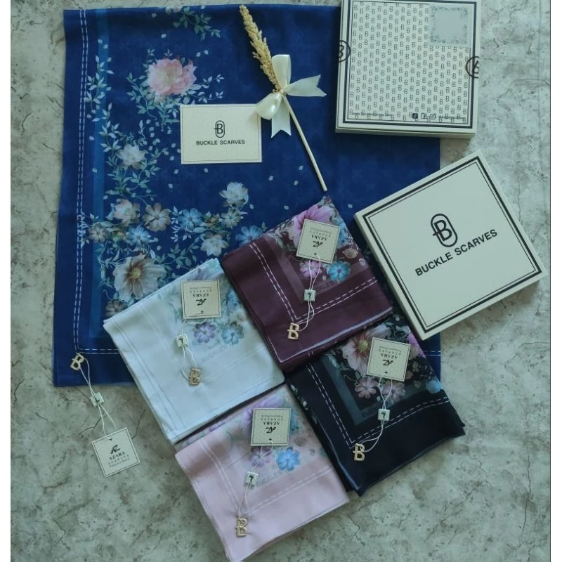 Jual HLS - Buckle Scarves Box Hijab Segi Empat Motif/ Jilbab Motif ...