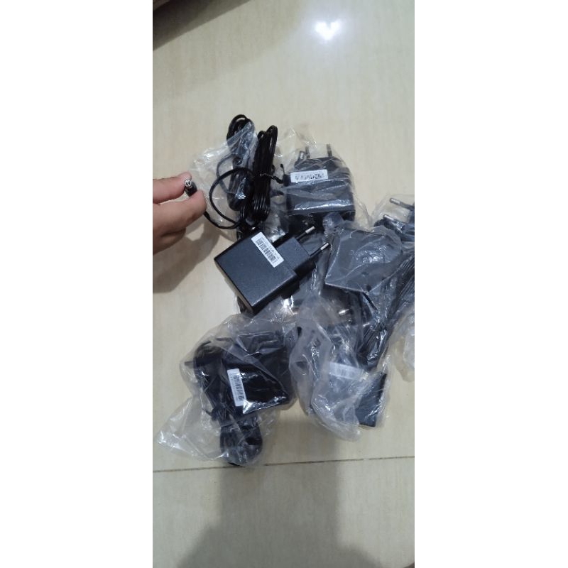 Jual Adaptor 12 Volt, 1 Ampere Power Adapter for Cctv Router, Modem ...