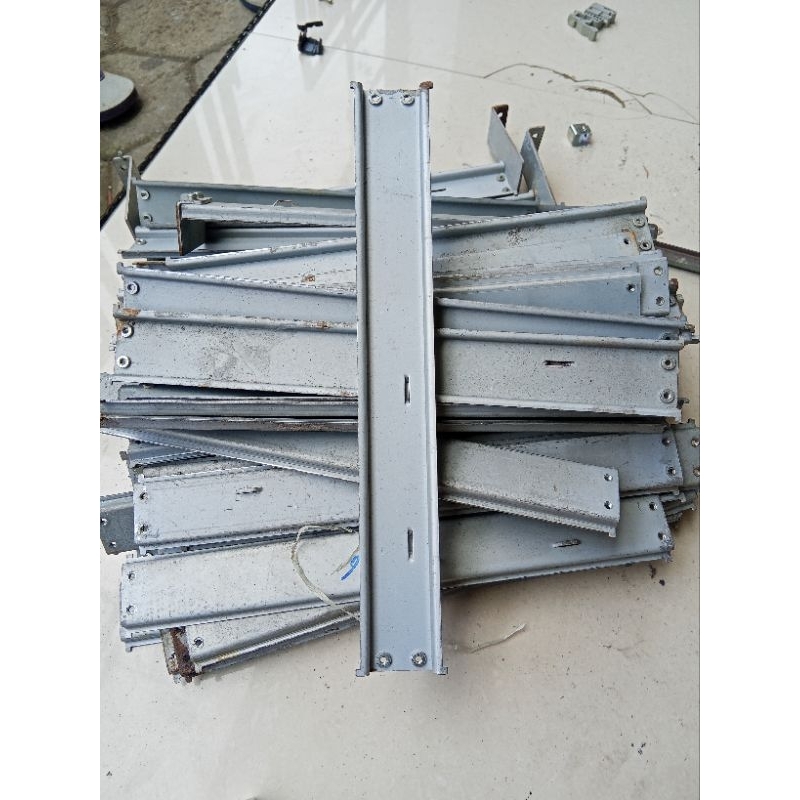 Jual rel besi mcb panjang 26,7 cm | Shopee Indonesia