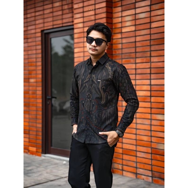 Jual [BUTIK DIAN] NEW ARRIVAL DISTRO BATIK PRIA BORDIR SOGAN HRB026 ...