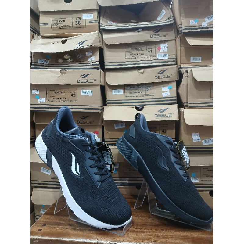 Jual SEPATU SEKOLAH DESLE PHANTERA (JUMBO) | Shopee Indonesia