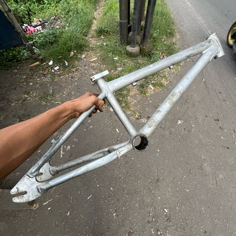 Jual Frame gawangan batangan BMX Alloy basic wim cycle as lubang besar ...