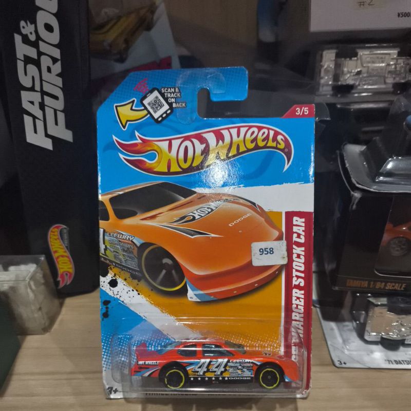 Jual Hot Wheels Dodge Charger Stock Car Thrill Racer Orange Oranye ...