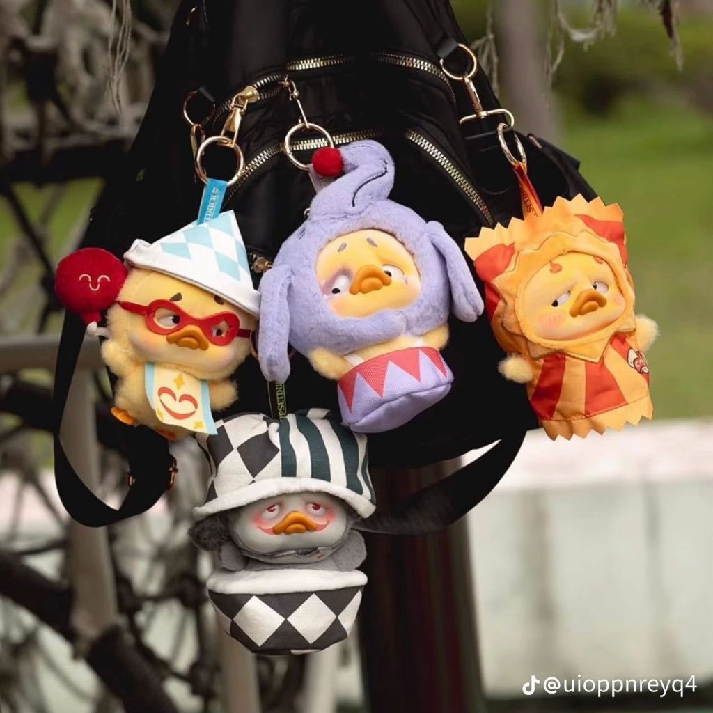 Jual UPSET DUCK ORIGINAL V4 CRAZY CIRCUS DUCK SELECTED | Shopee Indonesia