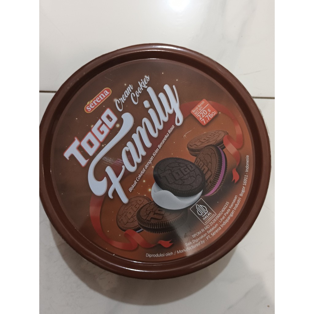 Jual SERENA TOGO ASSORTED KALENG 220G/ Togo Cream Cookies Family ...