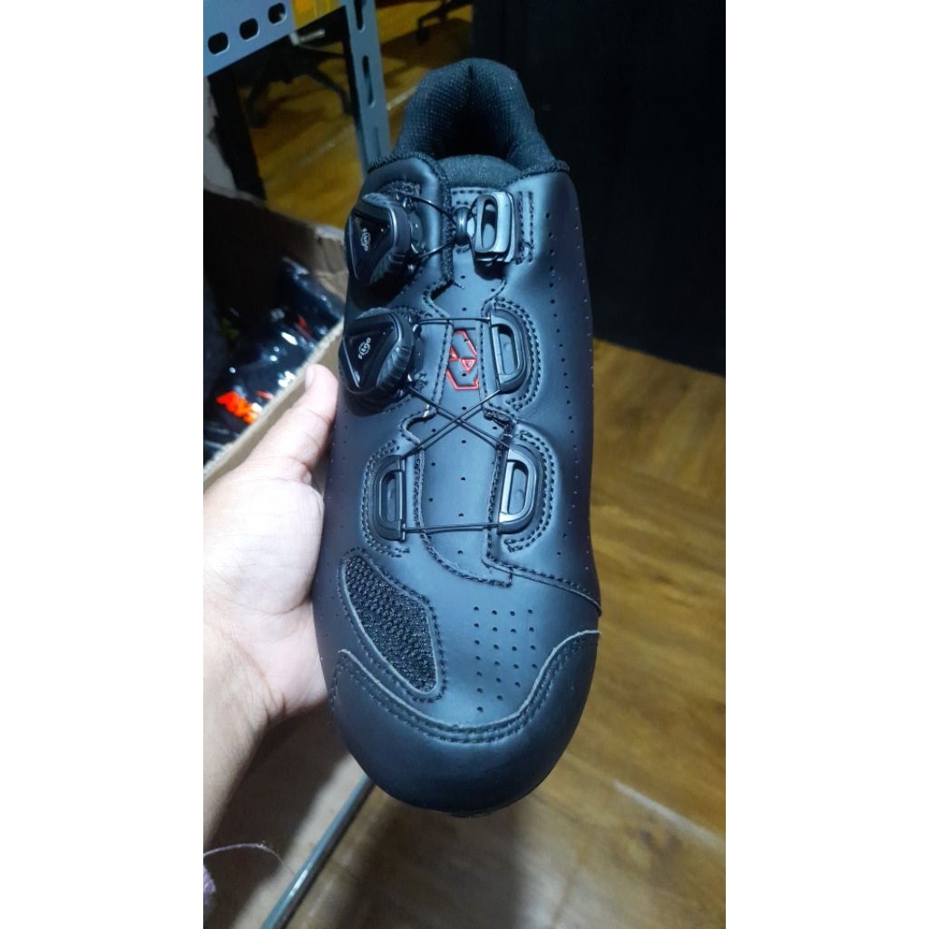 Jual SEPATU CLEAT ROADBIKE DAN MTB DOUBLE CLEAT | Shopee Indonesia