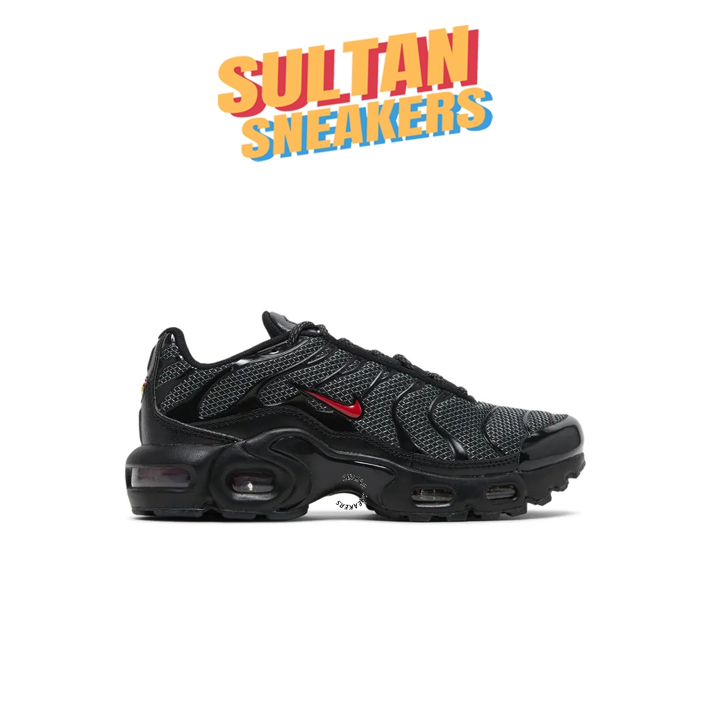 Jual Sepatu Sneakers NIKE AIR MAX PLUS TN BLACK RED REFLECTIVE SILVER ...