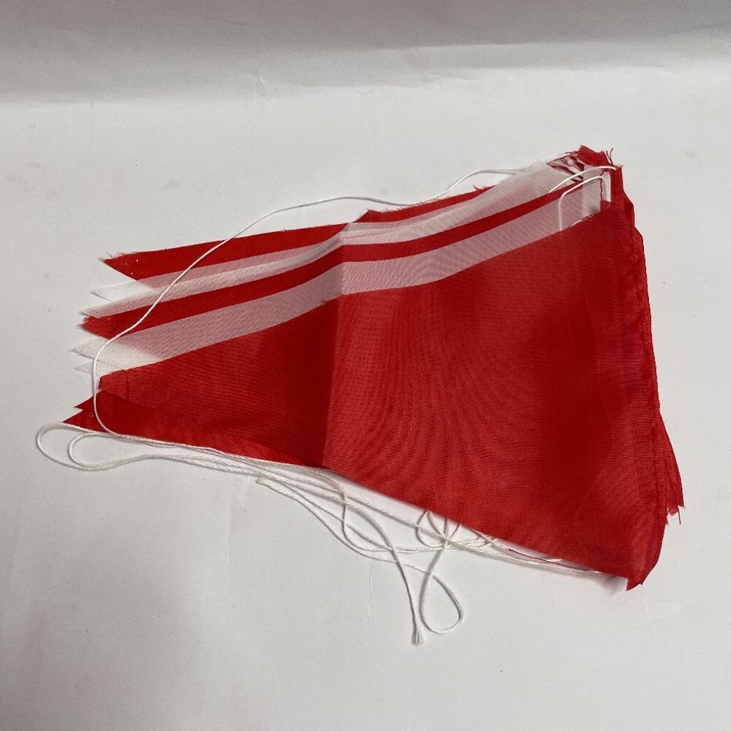 Jual bendera kain segitiga merah putih tali kecil -+5m | Shopee Indonesia
