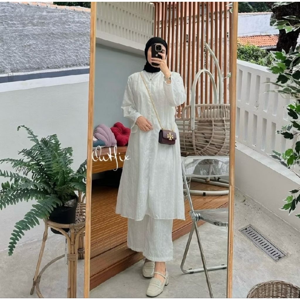 Jual Haneefa Brokat Set OFF WHITE SM LXL Outfix | Shopee Indonesia