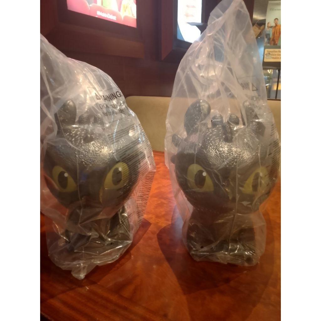 Jual HTTYD how to train your dragon toothless merchandise exclusive ...
