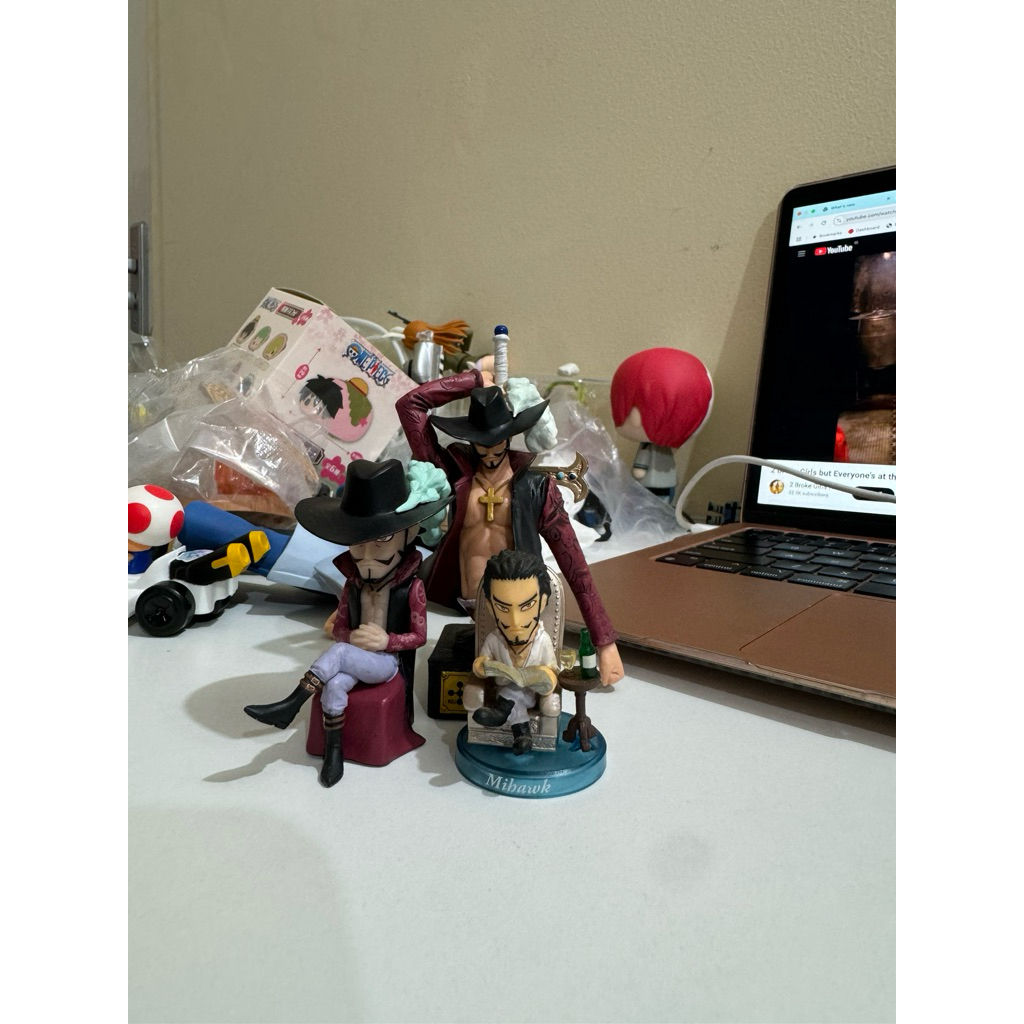 Jual One Piece Dracule Mihawk Original Japan Figure | Shopee Indonesia