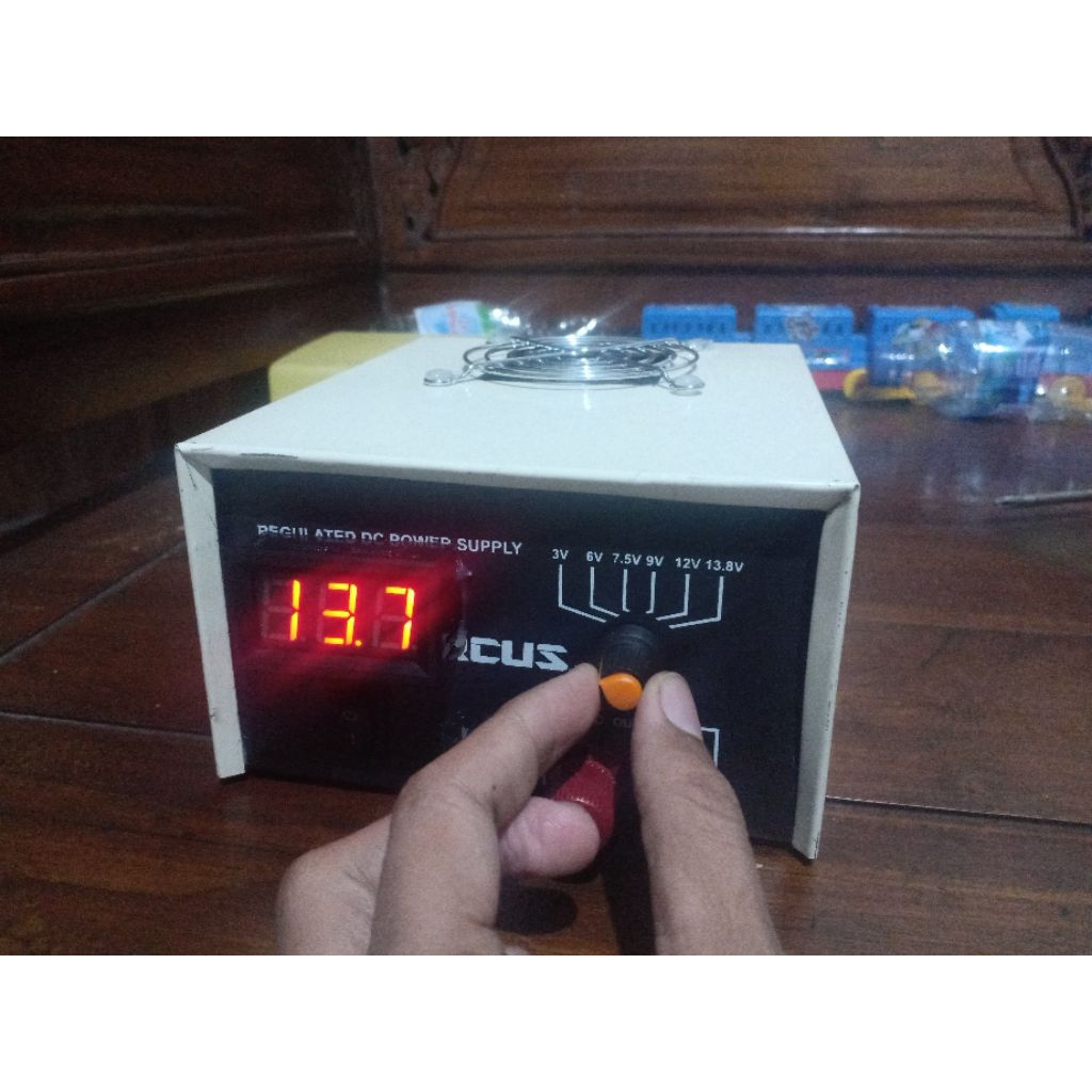 Jual PSU Sony 32A box besi adjustable 11-16v | Shopee Indonesia