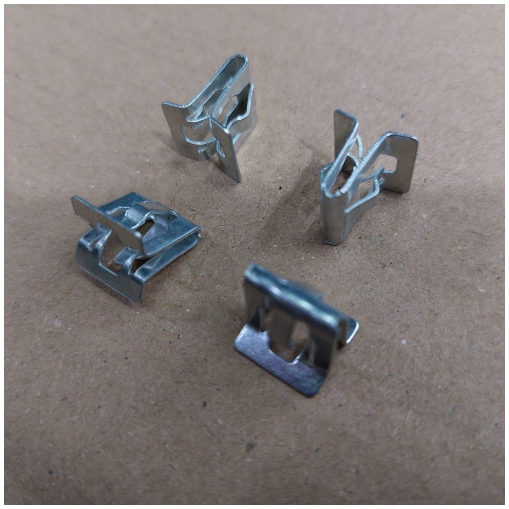 Jual KLIP KANCING INTERIOR PANEL MOBIL UNIVERSAL L | Shopee Indonesia