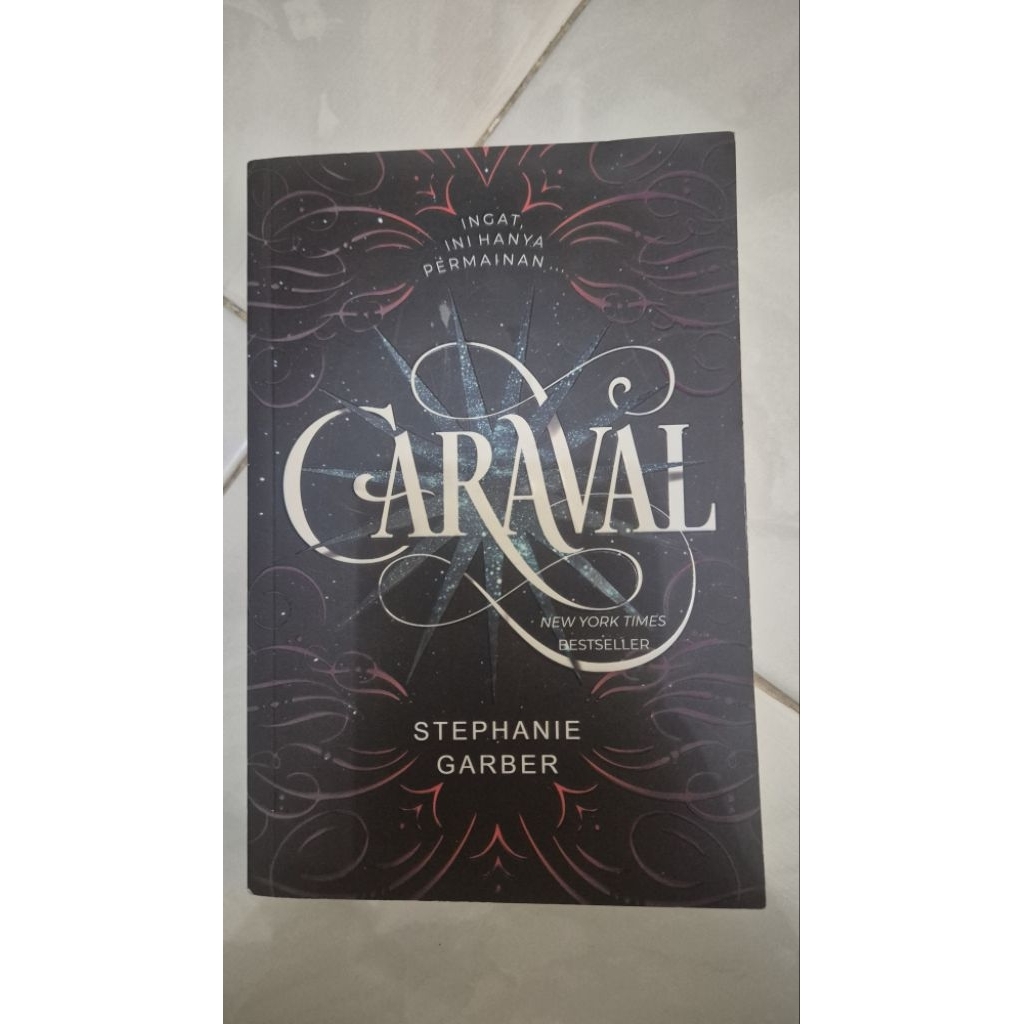 Jual CARAVAL - Stephanie Garber (preloved) | Shopee Indonesia