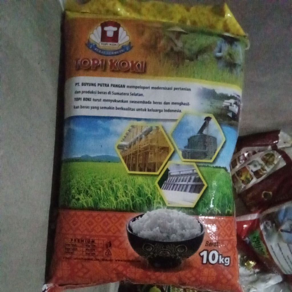 Jual beras topi koki 10kg | Shopee Indonesia
