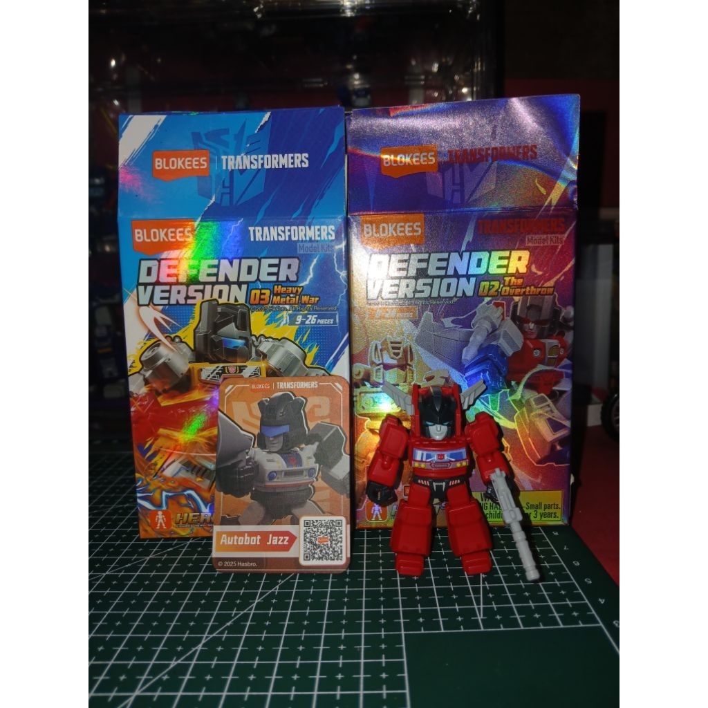 Jual blokees Transformers Defender - Inferno dan Jazz | Shopee Indonesia