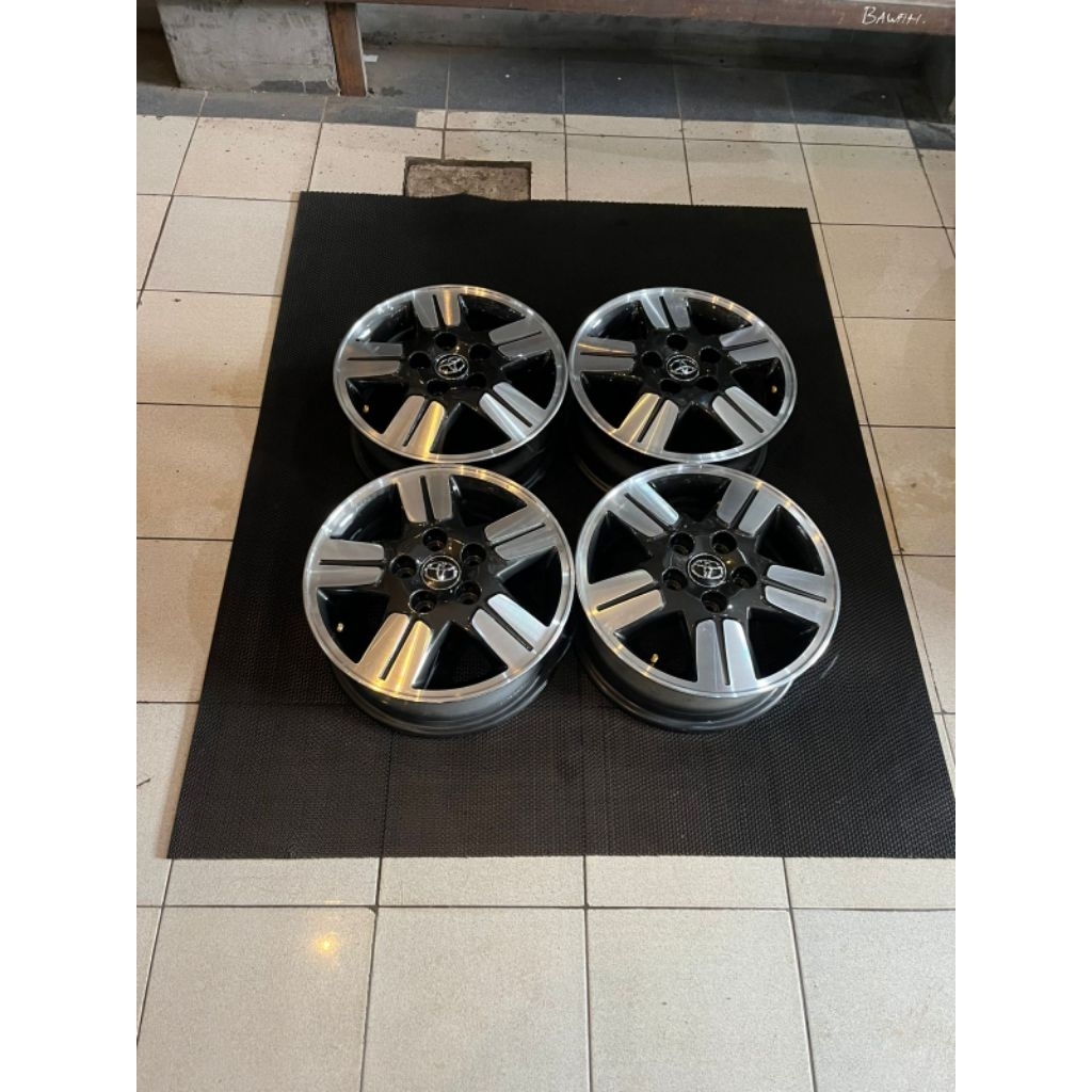 Jual Velg oem innova R15 pcd 5x114.3 | Shopee Indonesia
