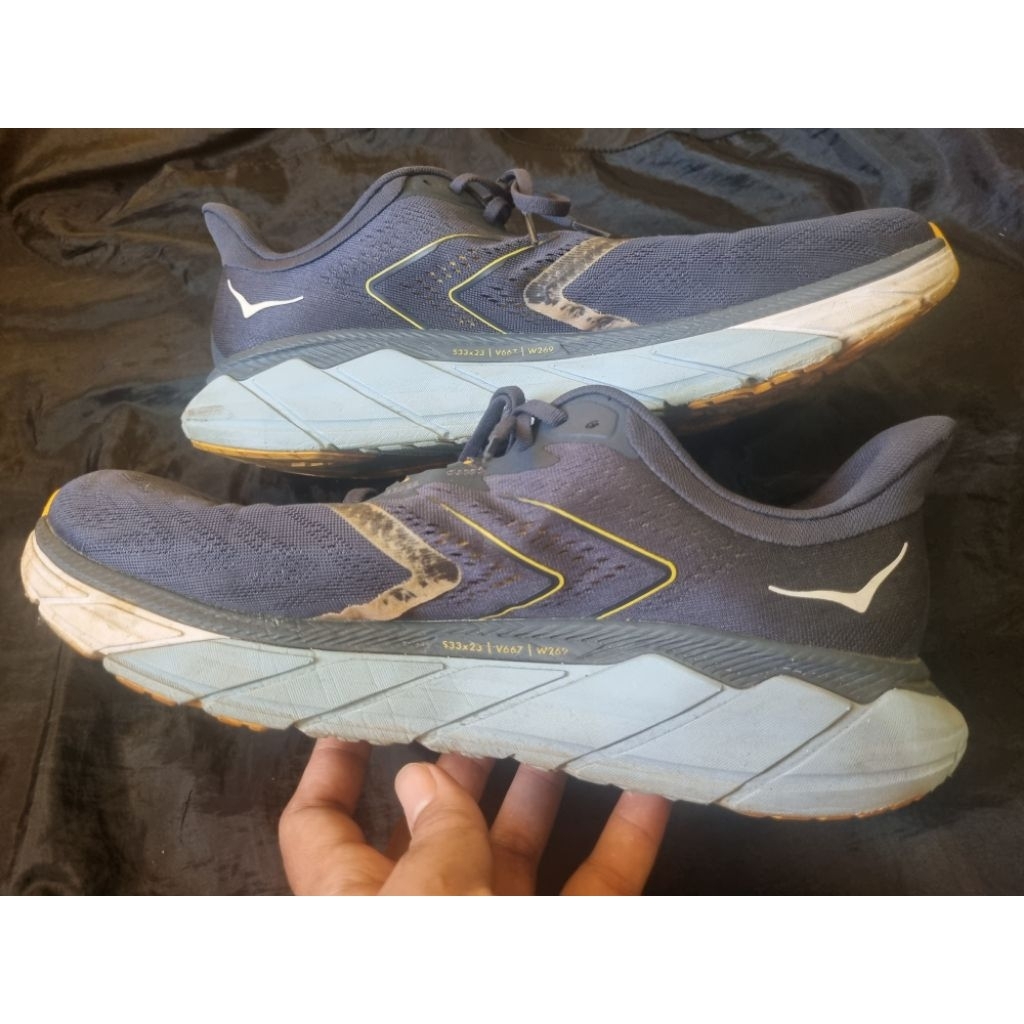 Jual Hoka One One Arahi 5 Men's (Medium) Running Shoes Navy Yellow Size ...