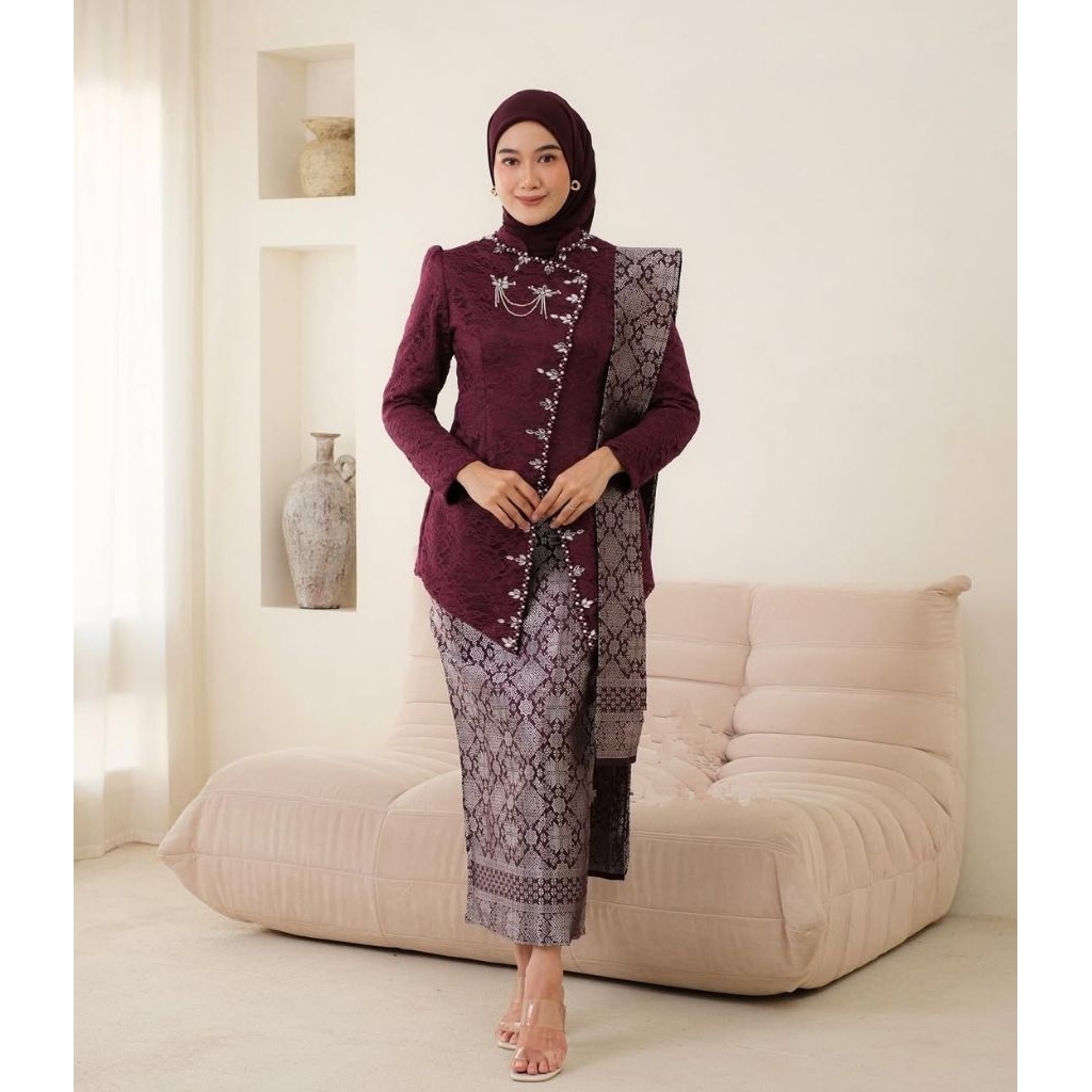 Jual Set Kebaya Modern Janggan Brokat Payet Setelan Rok Prada Motif ...