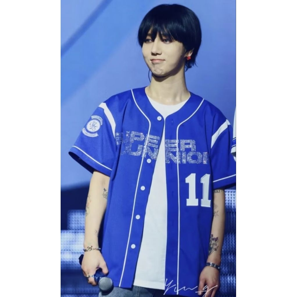 Jual jersey baseball super junior blue white , yeonjun TXT monster ...