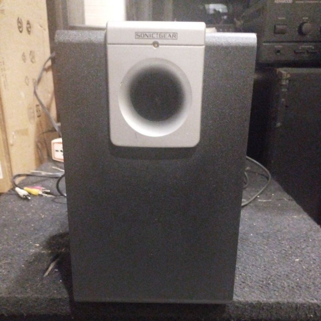 Jual subwoofer active subwoofer aktif sonicgear Sonic gear sp221x ...