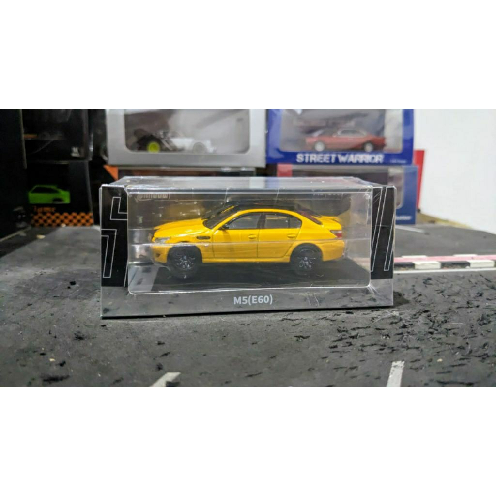 Jual Diecast Shadow BMW M5 E60 Yellow Segel | Shopee Indonesia
