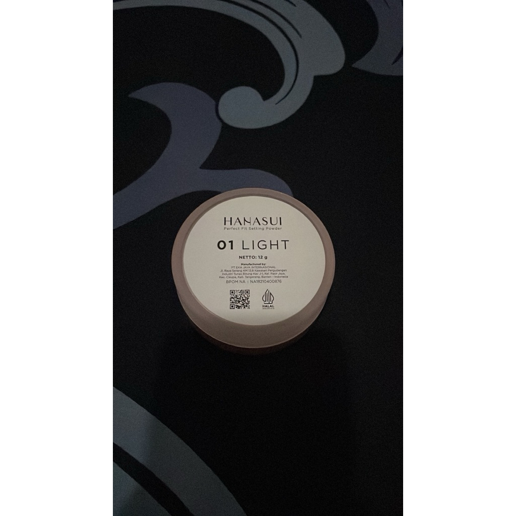 Jual PRELOVED LOOSE POWDER HANASUI - SHADE LIGHT | Shopee Indonesia