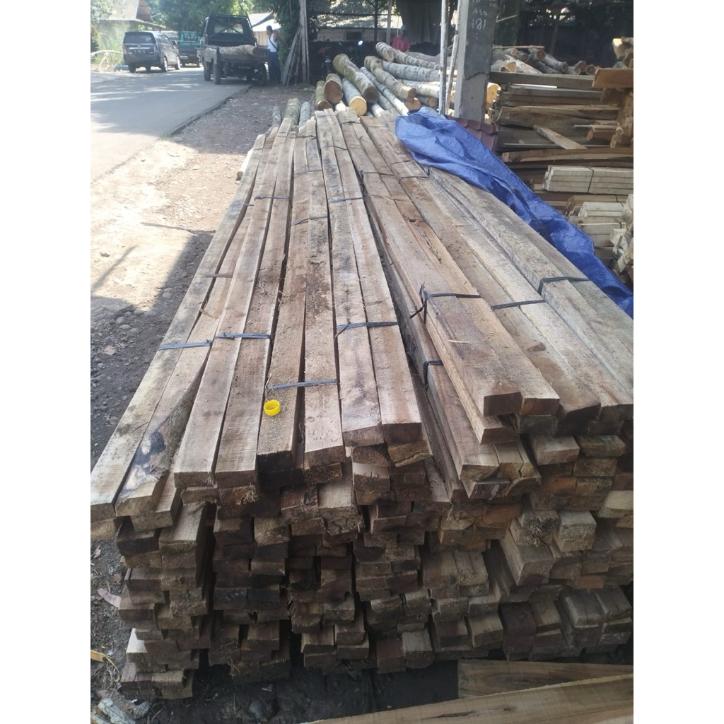 Jual Kayu Kaso 4x6 cm Panjang 4 Meter 1 Ikat isi 6 Batang | Shopee ...