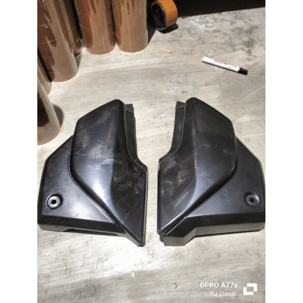 Jual box samping Megapro lama cover tutup box aki Megapro hiu lama 2003 ...