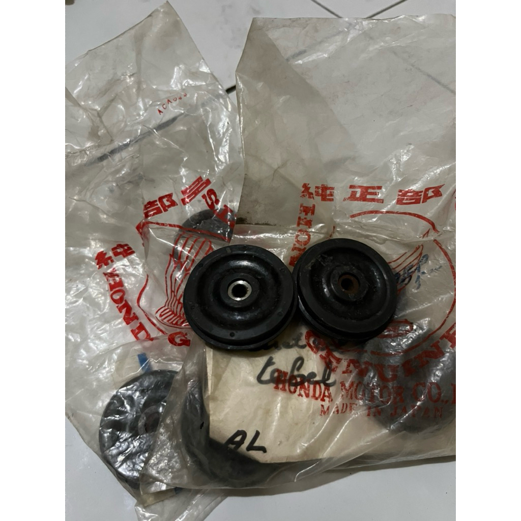 Jual karet Roll Kamprat Honda S90/z astra Original Nos Japan | Shopee ...