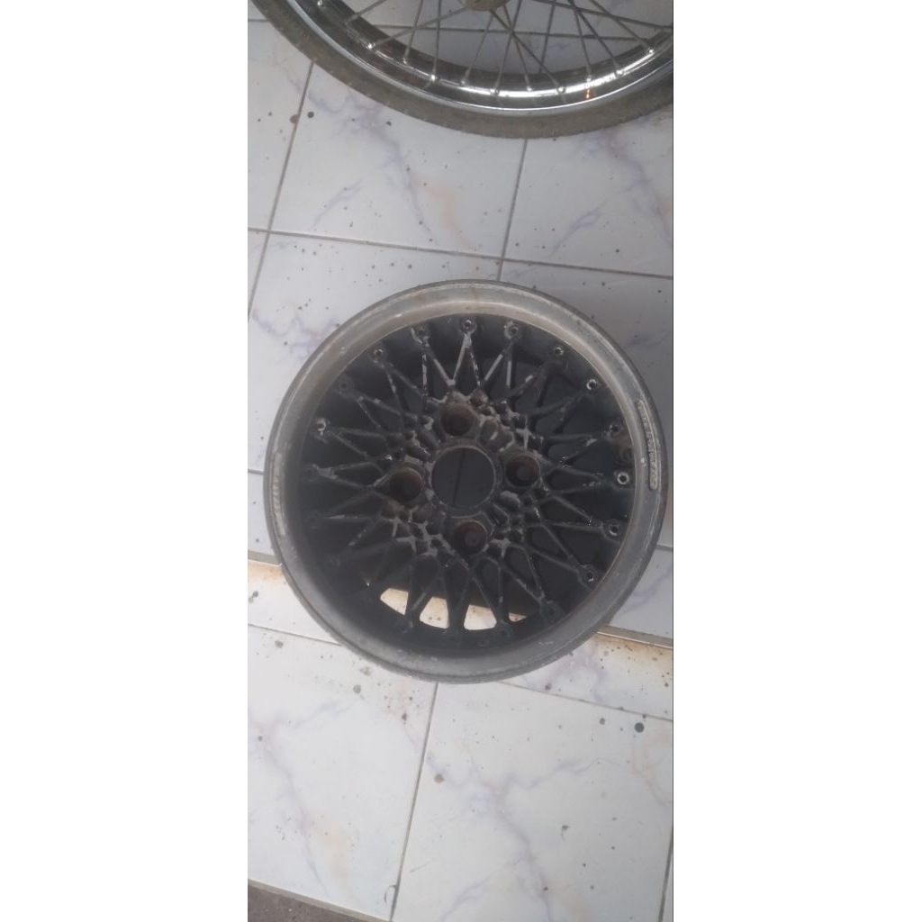 Jual Velg r13 pcd 110 original copotan | Shopee Indonesia