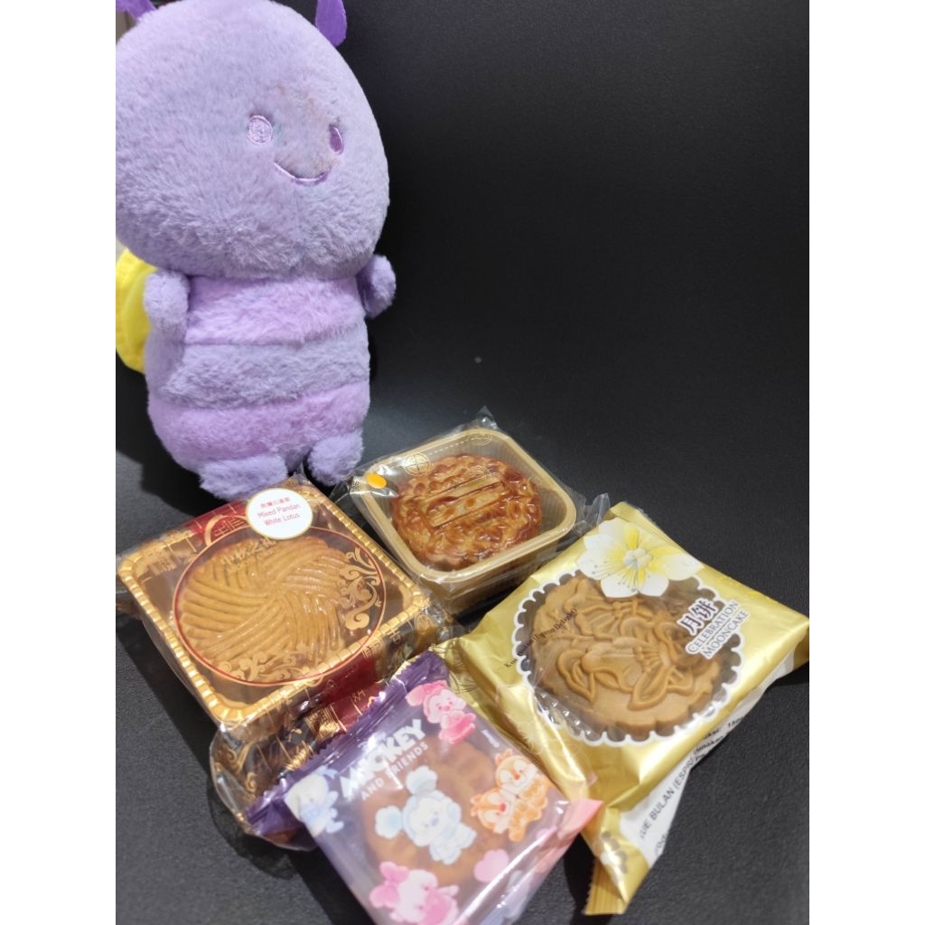 Jual Moon Cake Kue Bulan Premium Satuan Lotus Seed Paste With Yolk ...